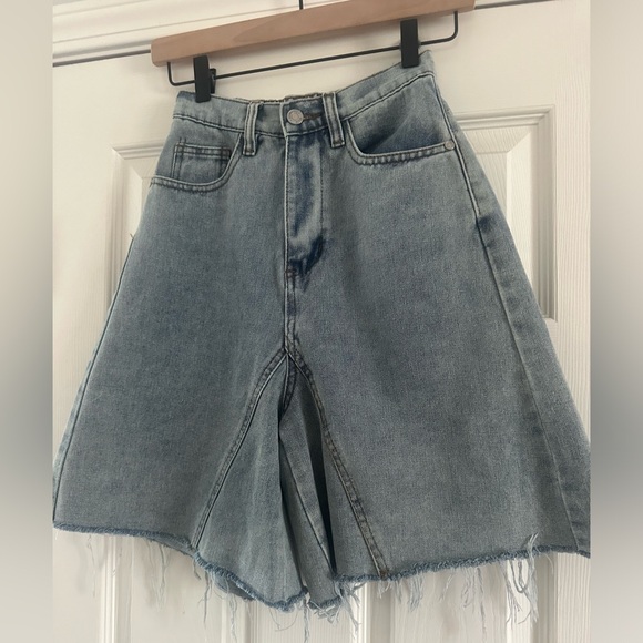 Missguided | Shorts | Missguided Wide Leg High Waisted Denim Shorts ...